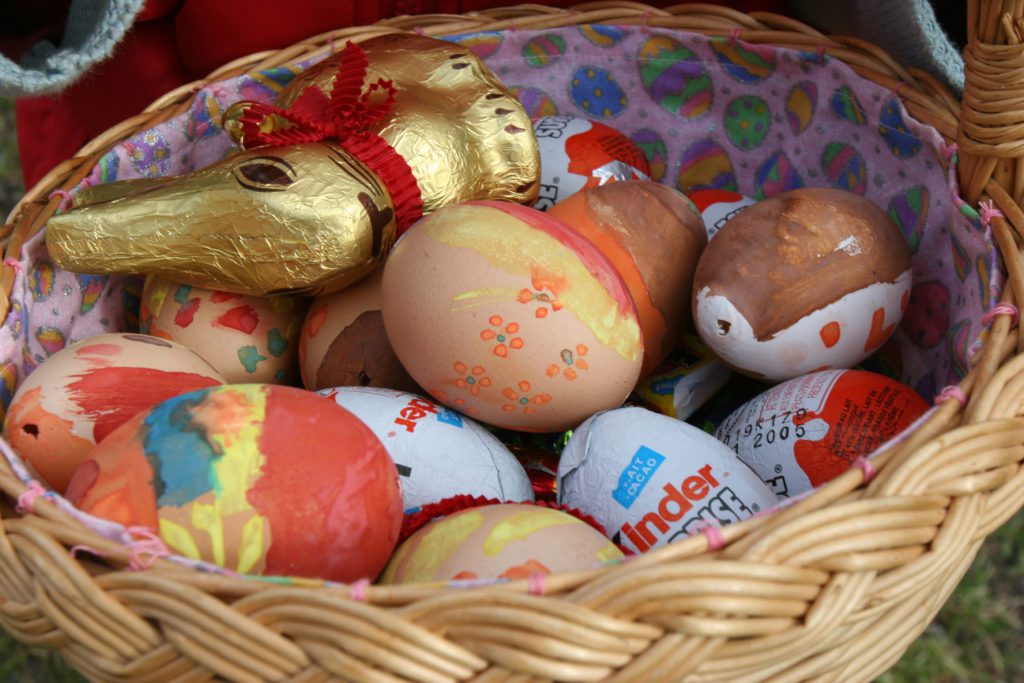 De l'antiquité à aujourd'hui : l'incroyable histoire des œufs de Pâques ...